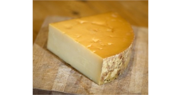 Smoked Lincolnshire Poacher Cheese. Farm Direct