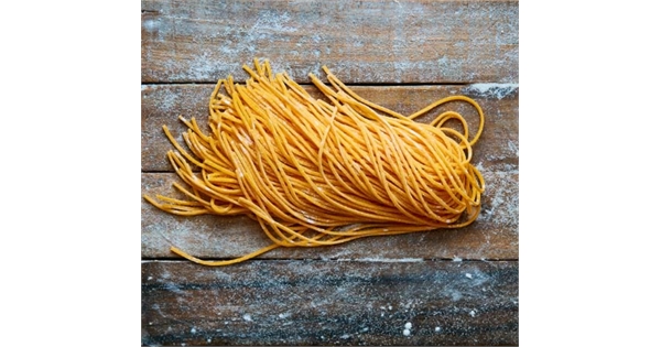 Fresh Spaghetti. Farm Direct