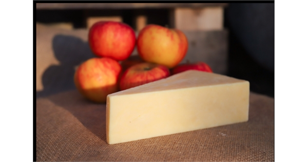 Extra Mature Cheddar. Farm Direct